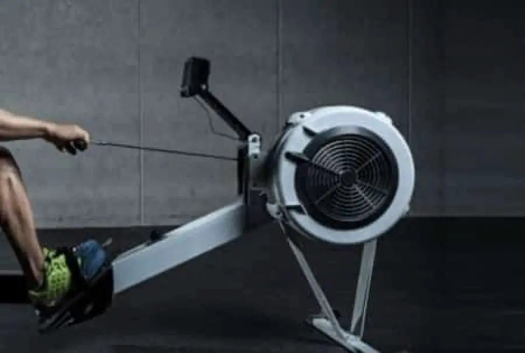 How to Burn Calories on a Rowing Machine Effectivelly - Health Advisor